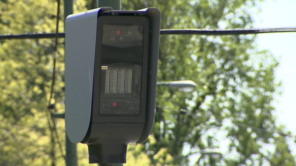 Speed cameras safer for officers at intersections, former Mountie says ...