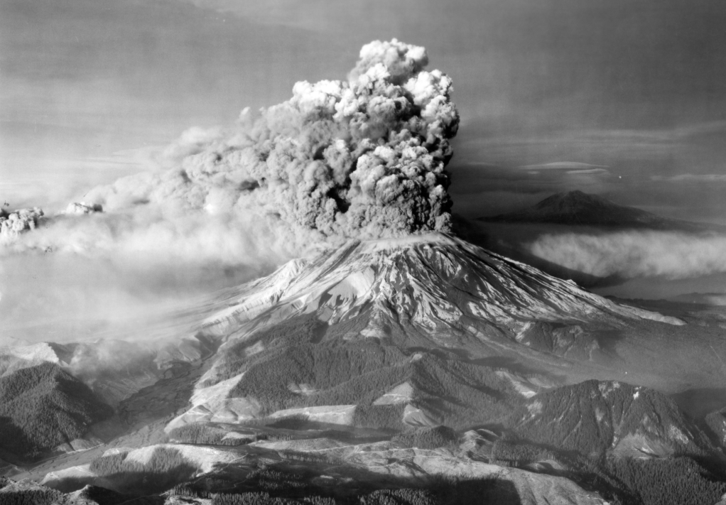 Marking 40 years since devastating eruption of Mount St. Helens ...