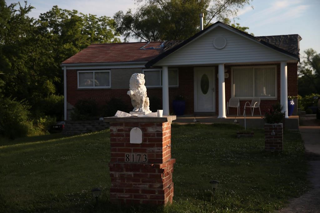 St. Louis rapper Huey killed in shooting in Missouri | CityNews Vancouver