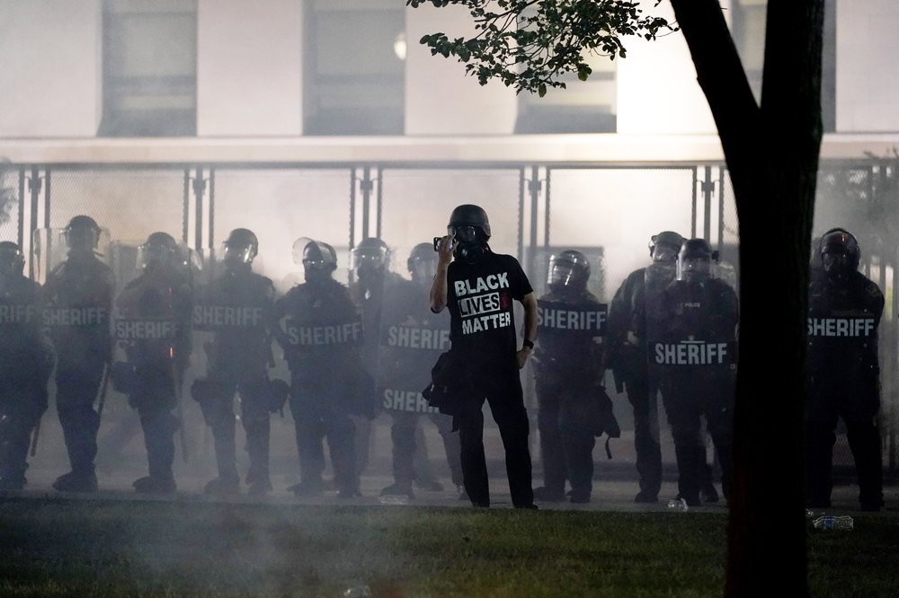 3 shot, 2 killed in 3rd night of Wisconsin unrest over Blake shooting ...
