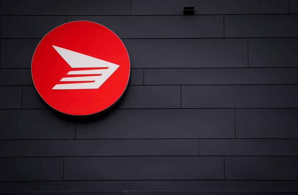Canada Post reports second-quarter loss of $378 million due to COVID-19 ...