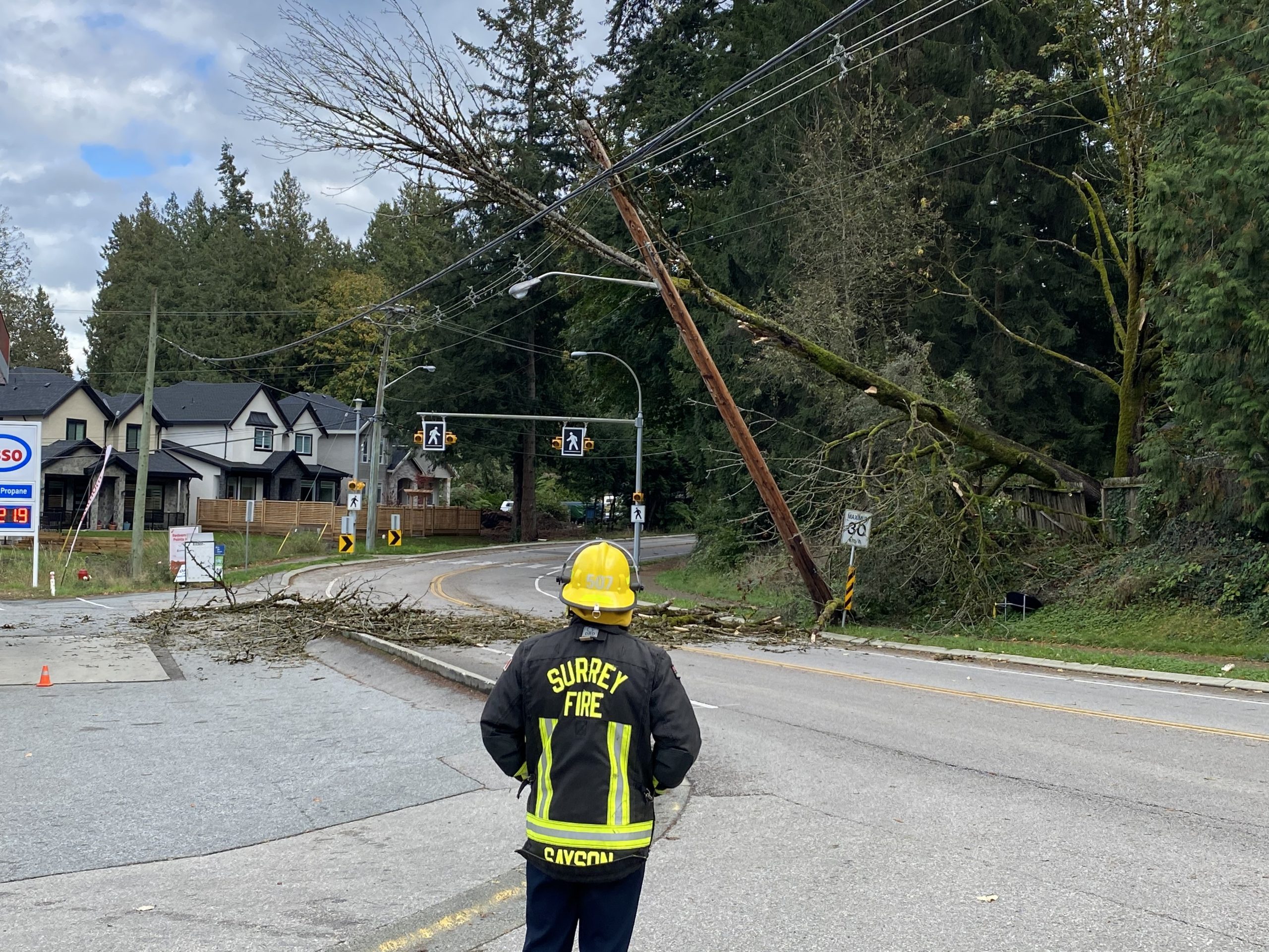 Thousands remain without electricity as power restored to most ...