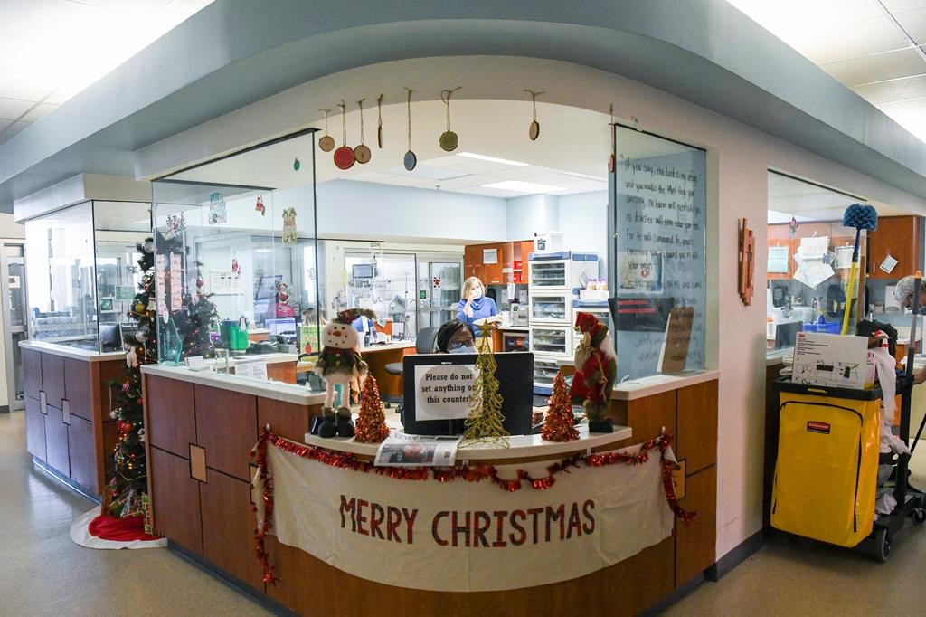 Christmas in the ICU: Decorations, lights and many tears | CityNews ...