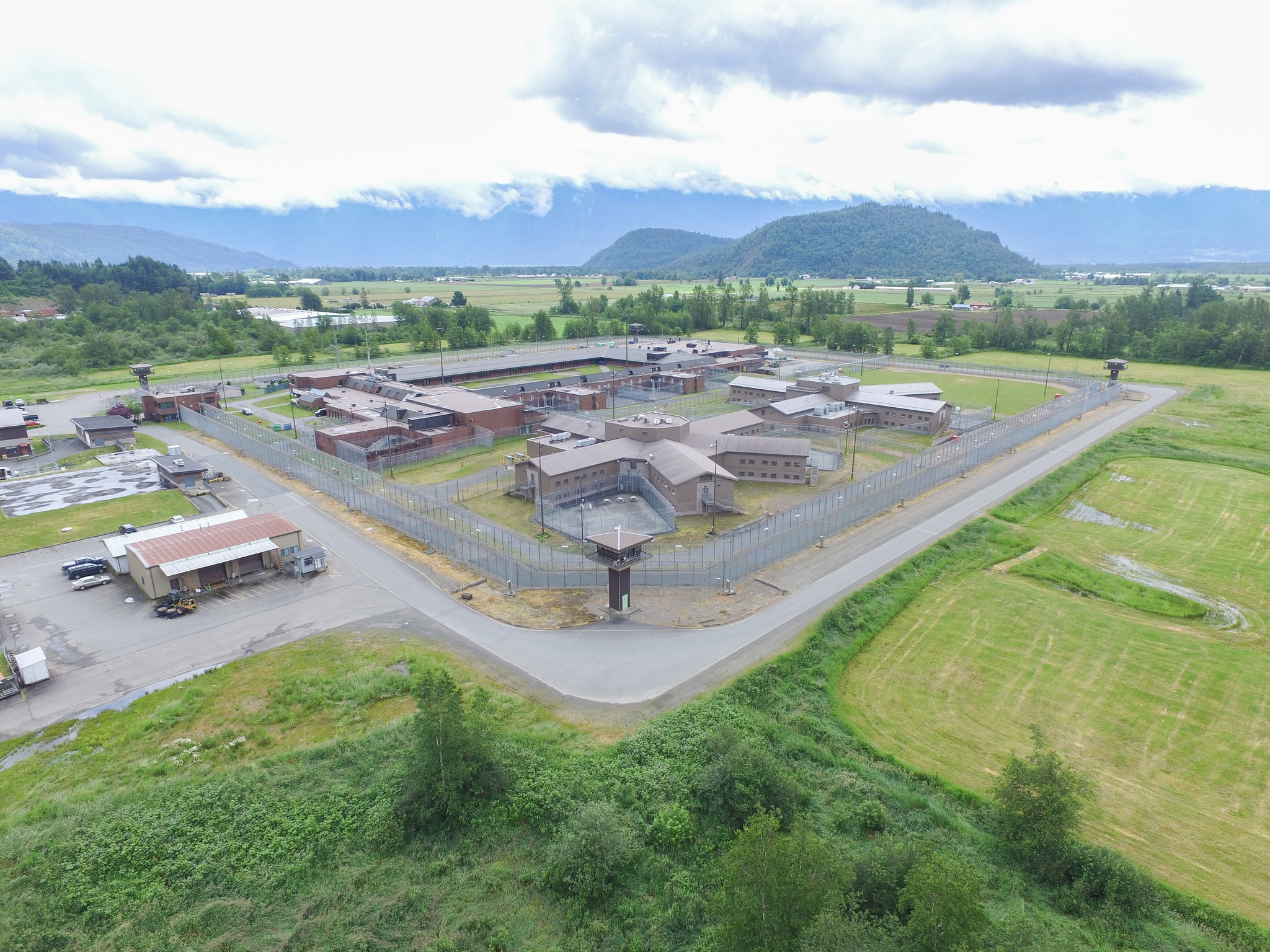 Staffing, safety concerns as B.C. prison outbreak infects 51 guards, 41 ...