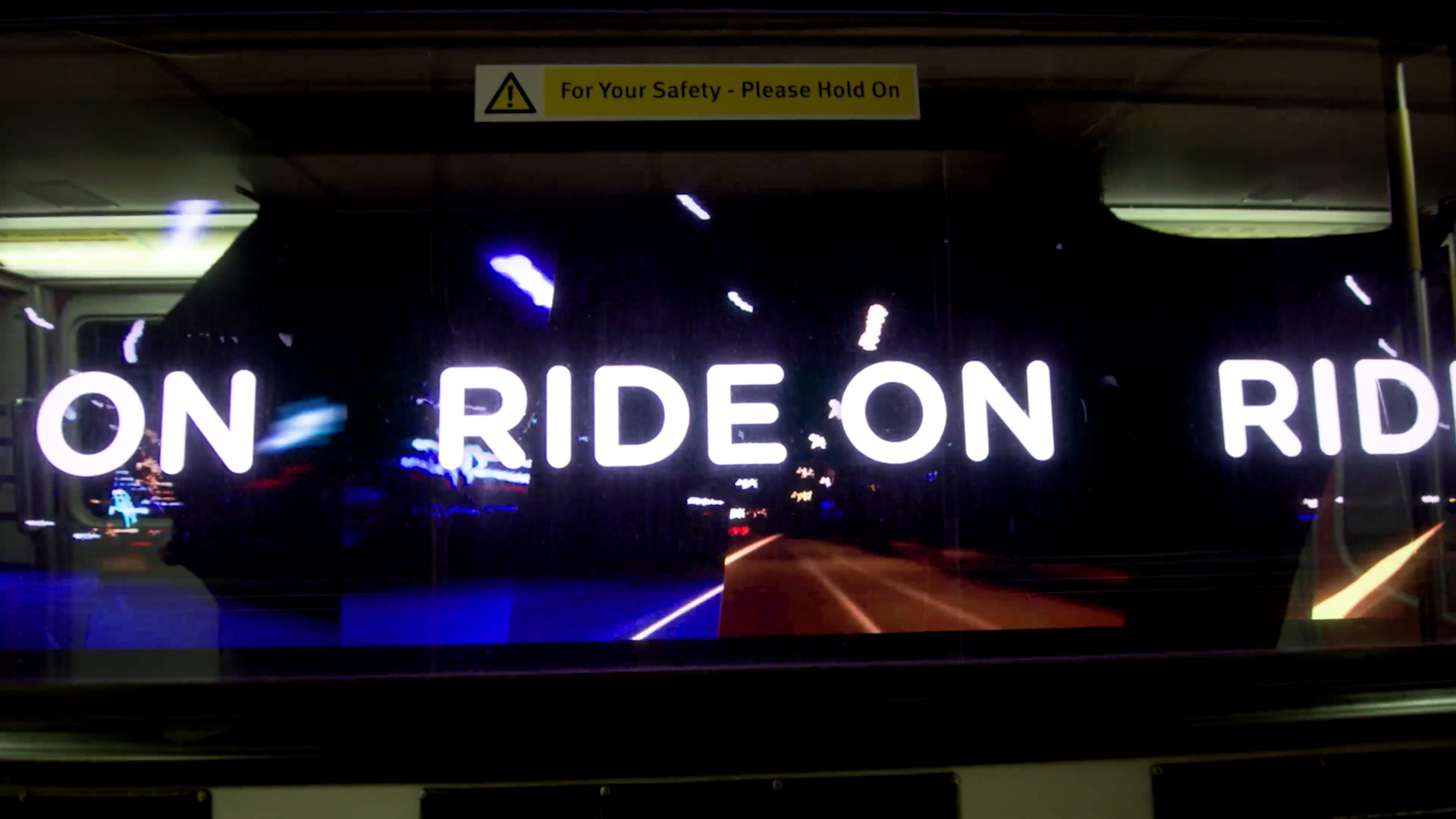 TransLink SkyTrain now has in-tunnel video ads outside moving trains