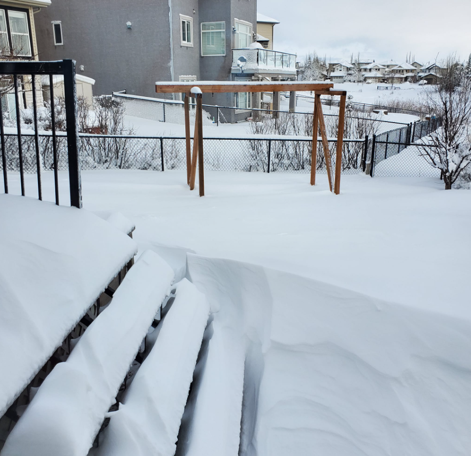 Calgary snow hits north, breaks 1985 record | CityNews Vancouver