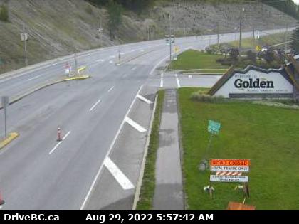 Highway 1 closed after crash near Golden, B.C. | CityNews Vancouver