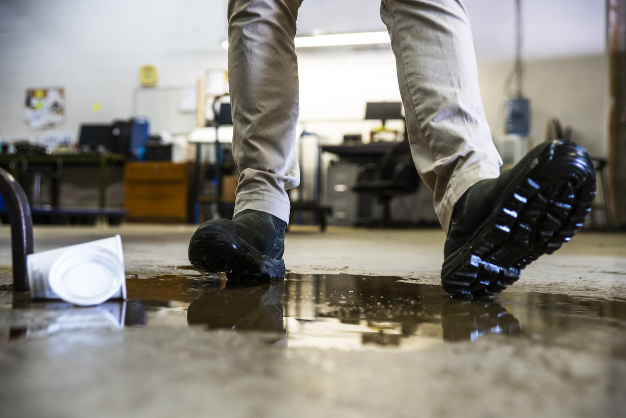 B.C. restaurants, bars costliest injuries are slips and falls