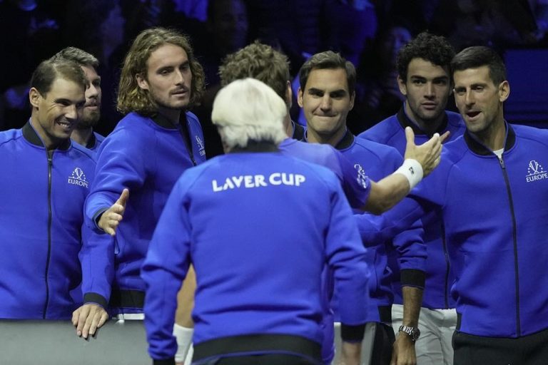 Roger Federer retires: bids farewell in last match | CityNews Vancouver