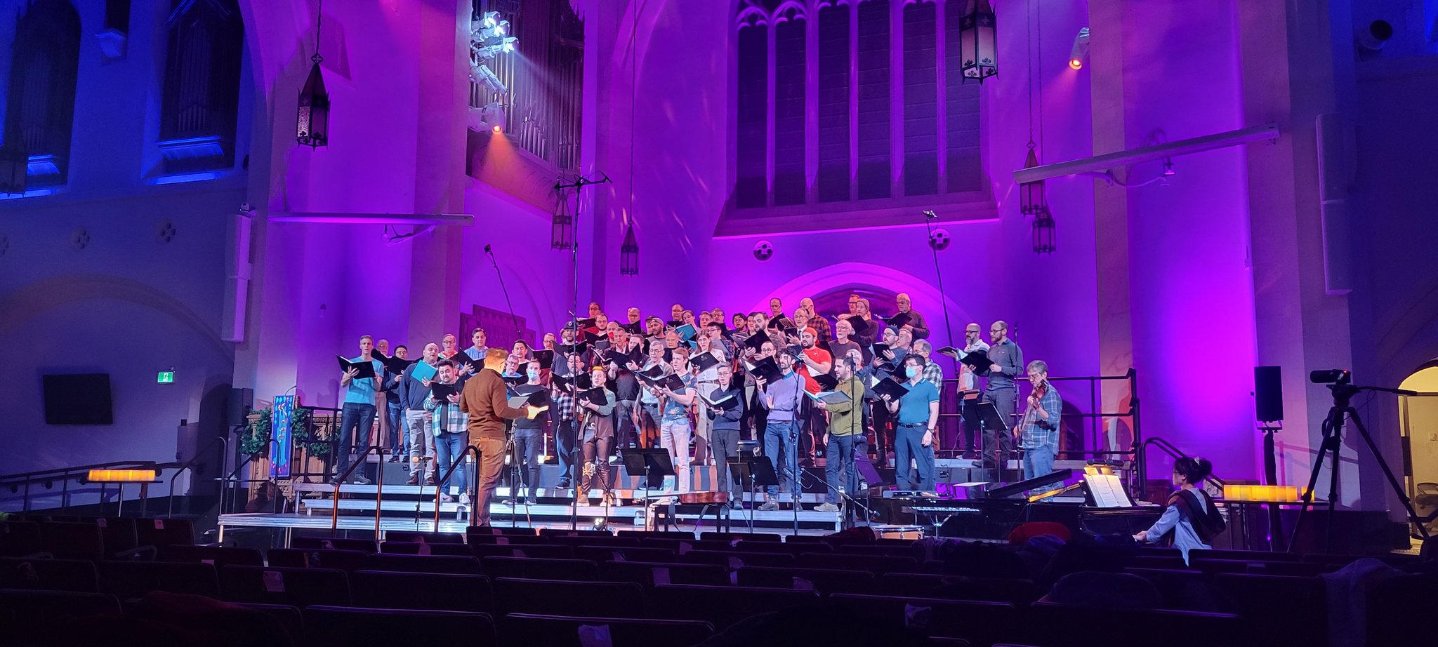 Christmas with Chor Leoni returns Friday| CityNews Vancouver