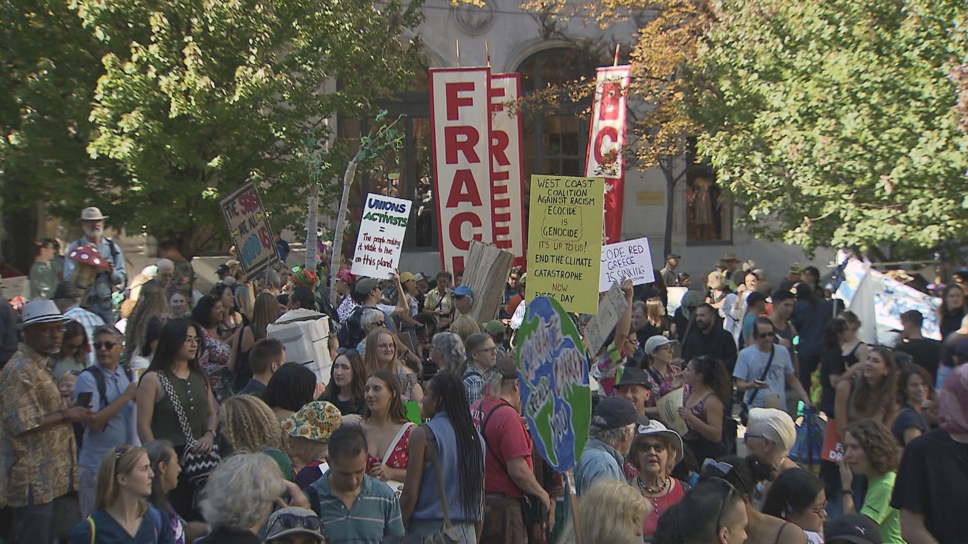 Vancouver climate protest demands action | CityNews Vancouver