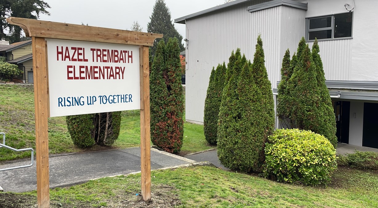 Hazel Trembath Elementary meeting | CityNews Vancouver