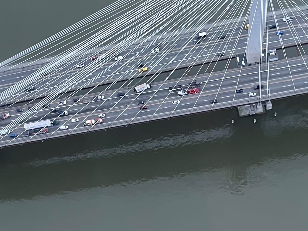 7 vehicle crash on Port Mann Bridge heading east