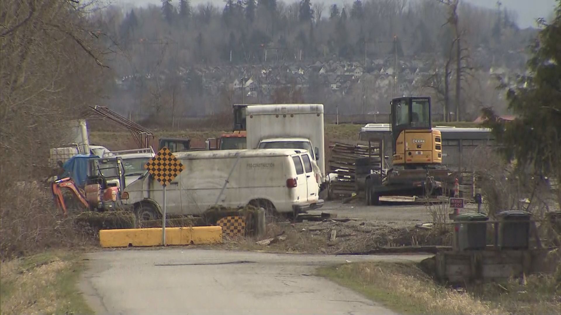 Surrey traffic: 72 Avenue extension approved