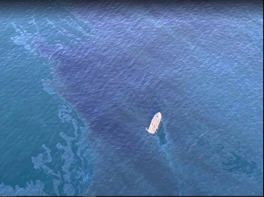 California oil sheen possibly natural seepage: Coast Guard