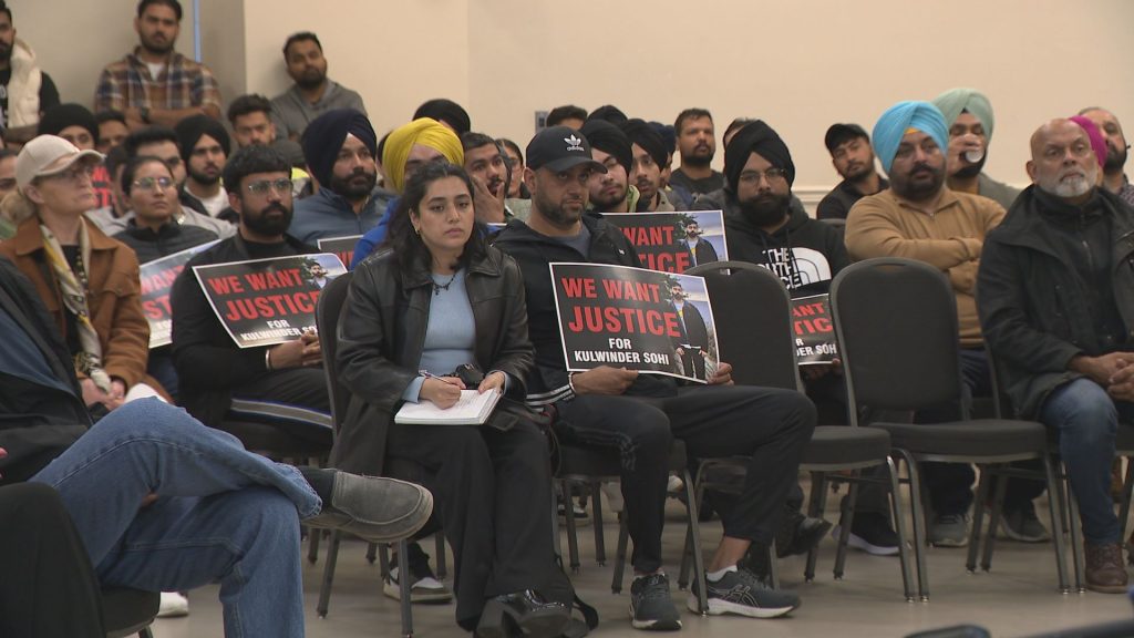 White Rock stabbings: Community raises concerns