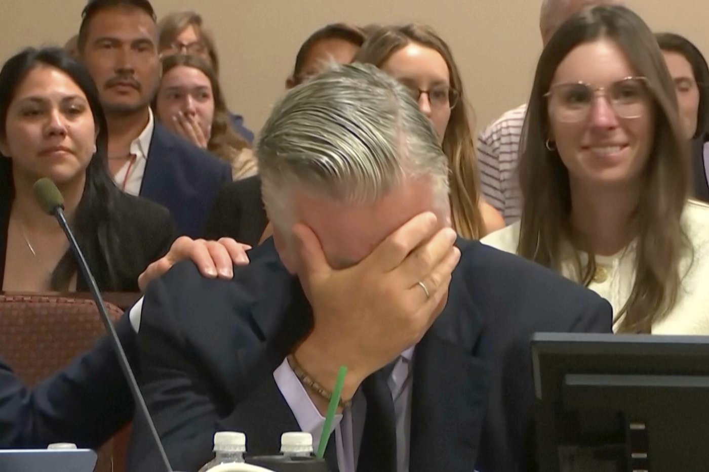 Alec Baldwin thanks supporters in first public comments after early end ...