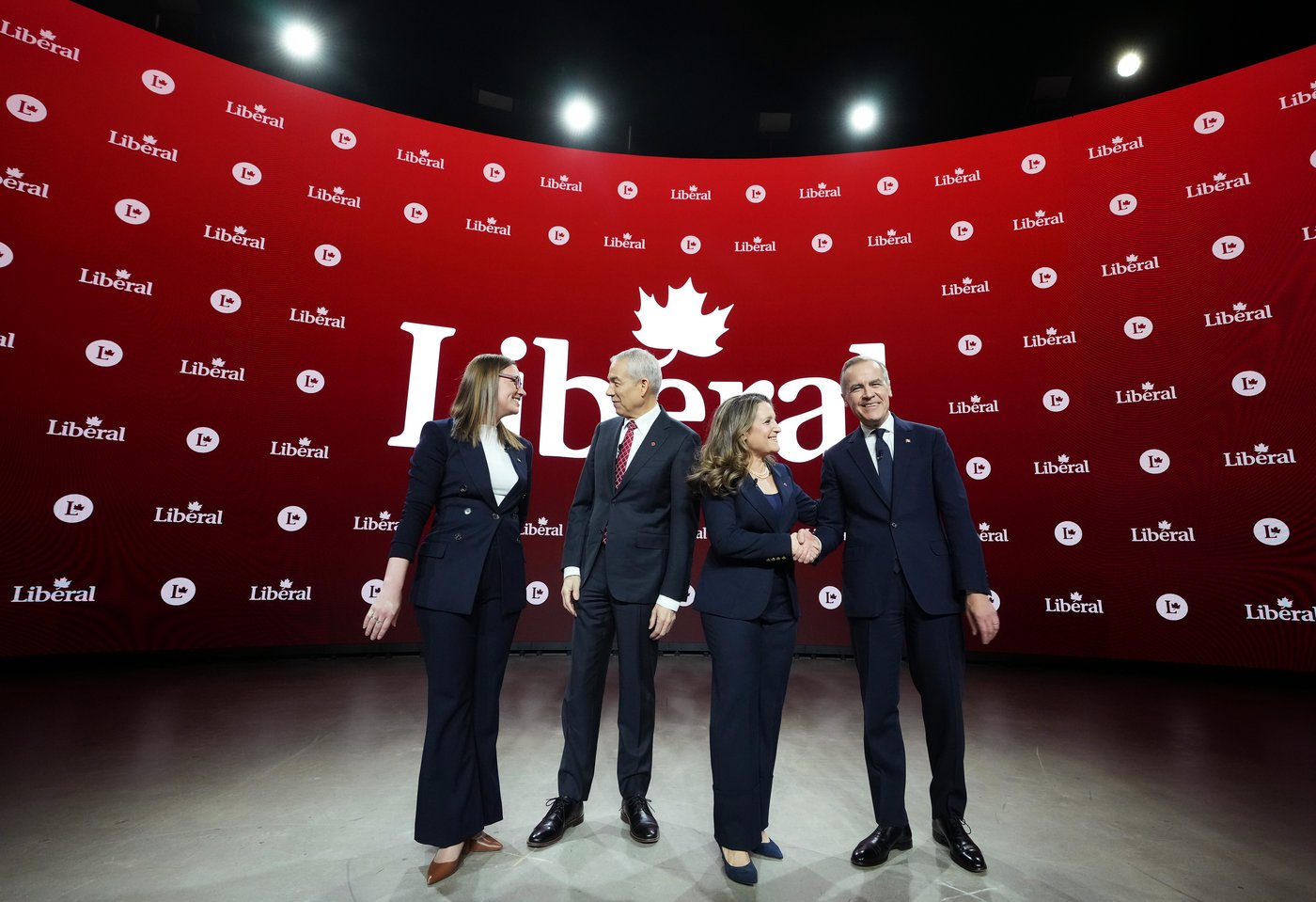 New poll puts Liberals ahead of the Conservatives for the first time ...