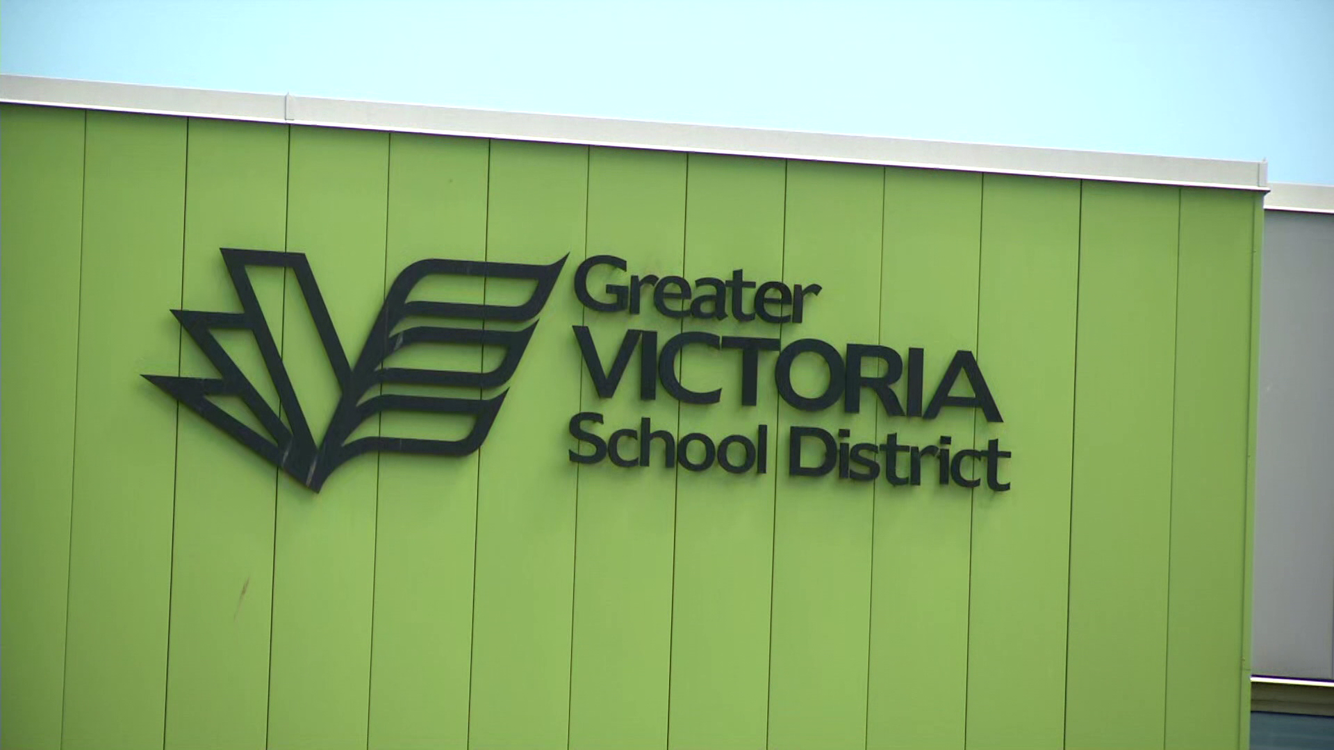 Saanich police: teacher facing with 3 sexual exploitation charges