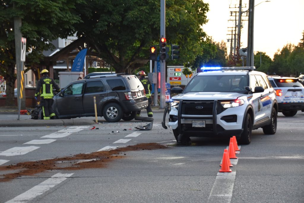 Surrey crash involving RCMP cruiser, SUV sends 4 to hospital