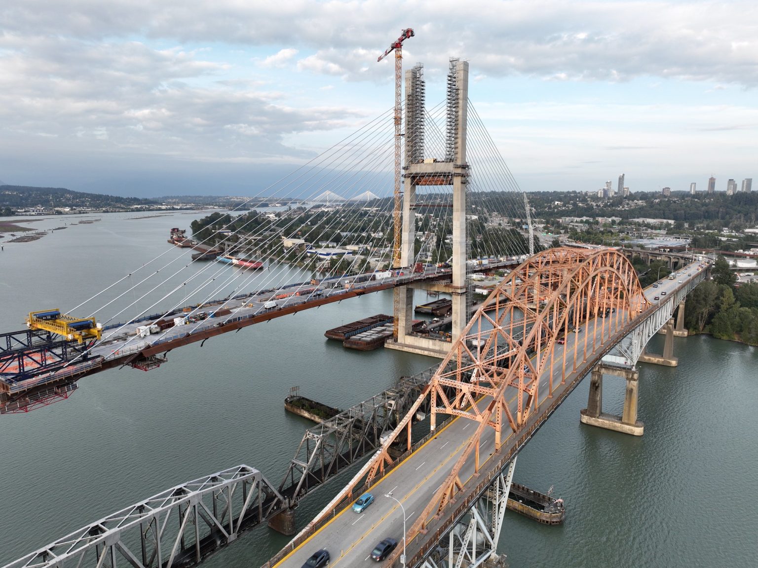 New Pattullo Bridge to open by Christmas: B.C. government
