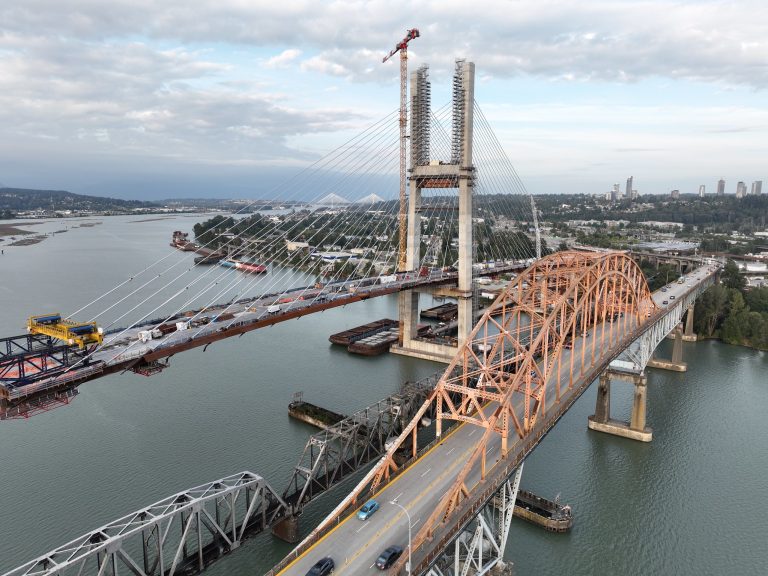 New Pattullo Bridge to open by Christmas: B.C. government