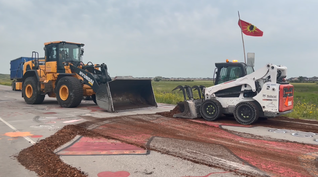 Winnipeg's Brady Road landfill blockade taken down | CityNews Vancouver
